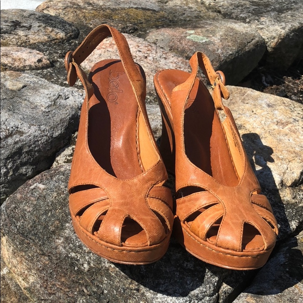 Bolo - Tan Leather Wedge Sandals - Gem
